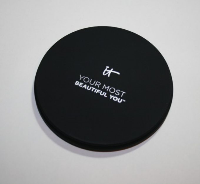 IT Cosmetics Your Most Beautiful You Face Disc Review